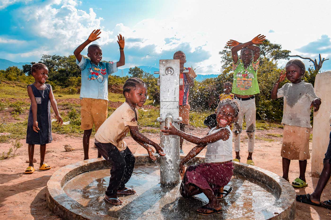 International Aid Solutions - Delivering Vital Aid Around The World